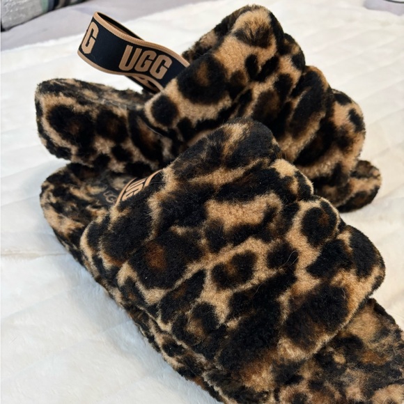 UGG | Shoes | Ugh Leopard Print Fuzzy Slippers | Poshmark